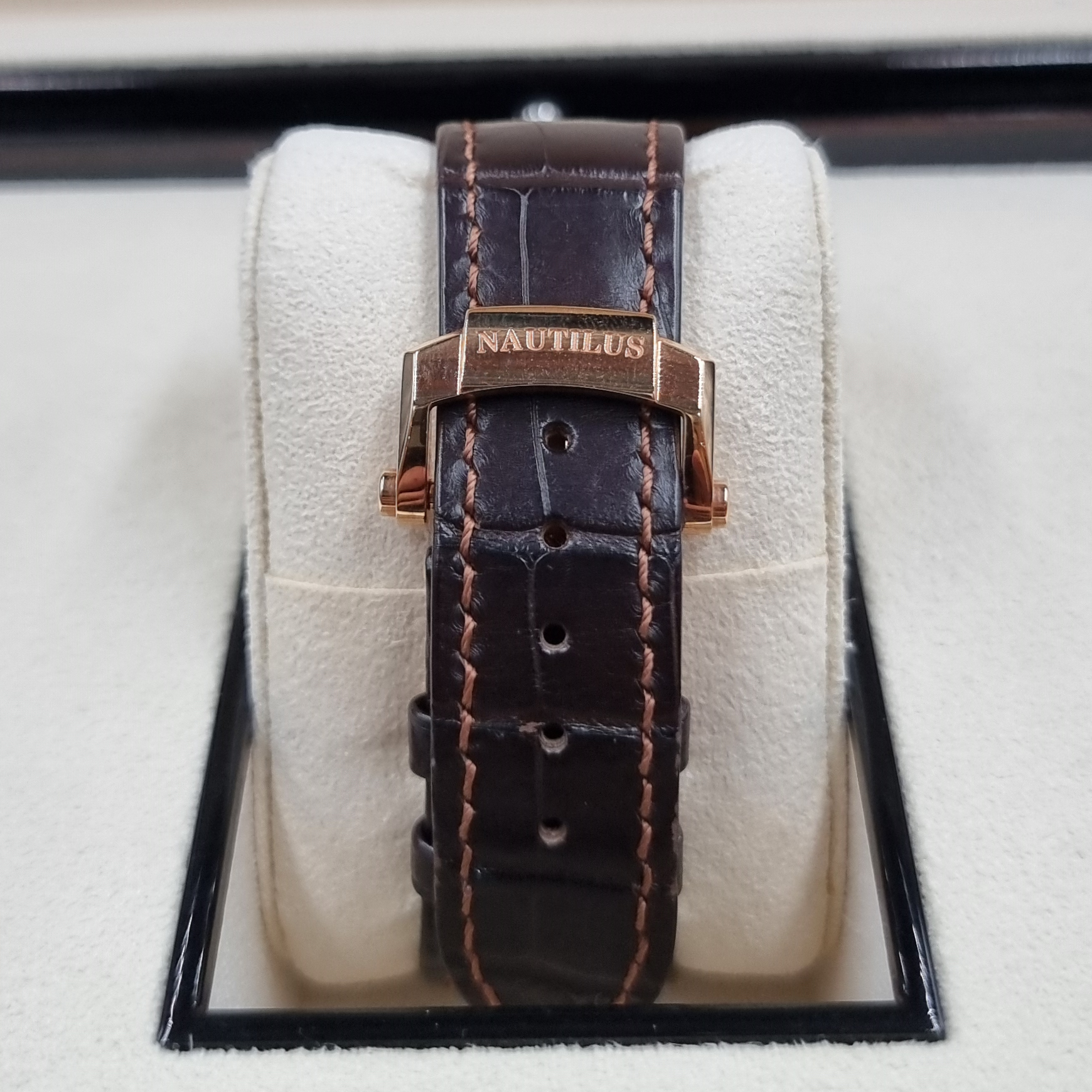 NAUTILUS 5712R-001 40mm MOON PHASE - Swisphy