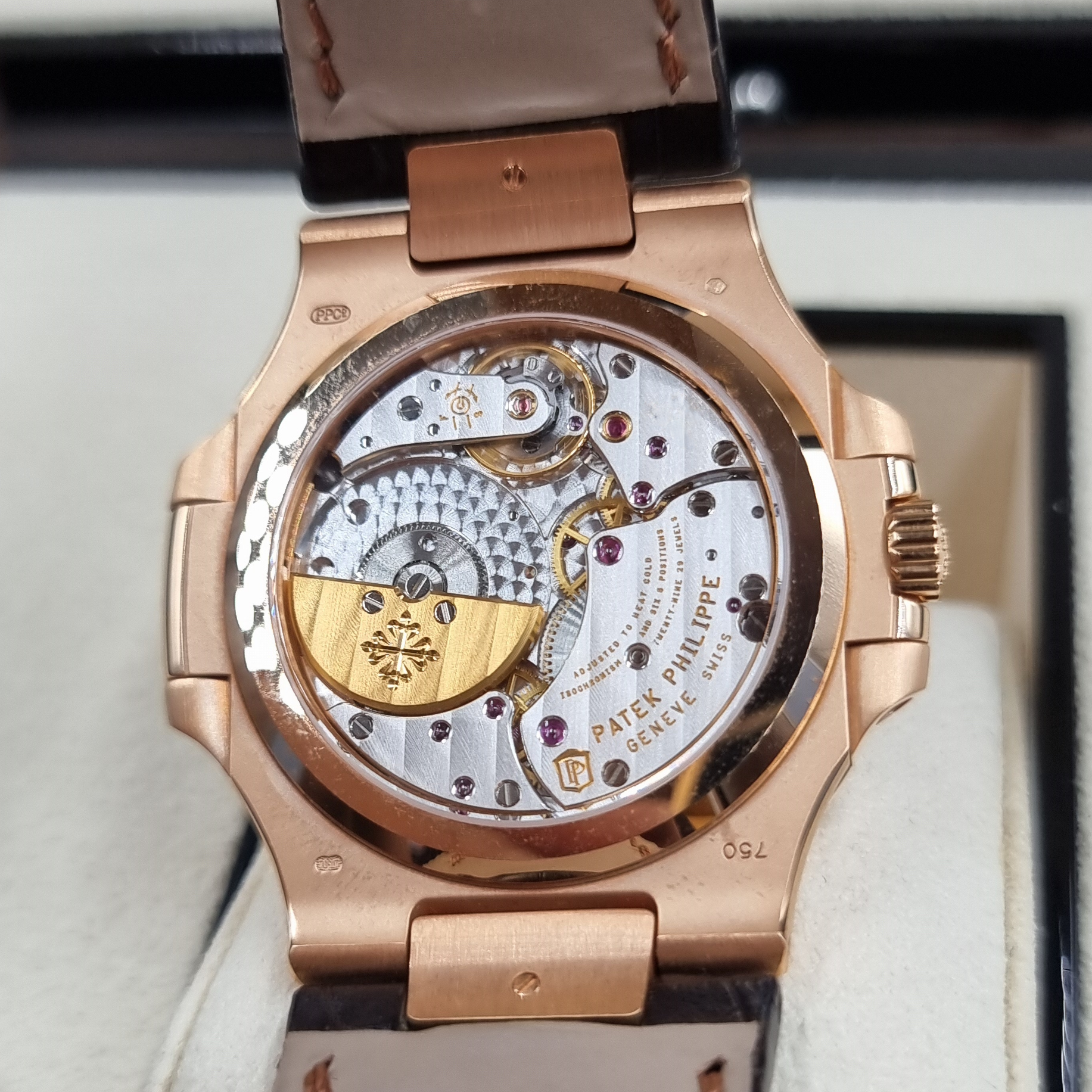 NAUTILUS 5712R-001 40mm MOON PHASE - Swisphy