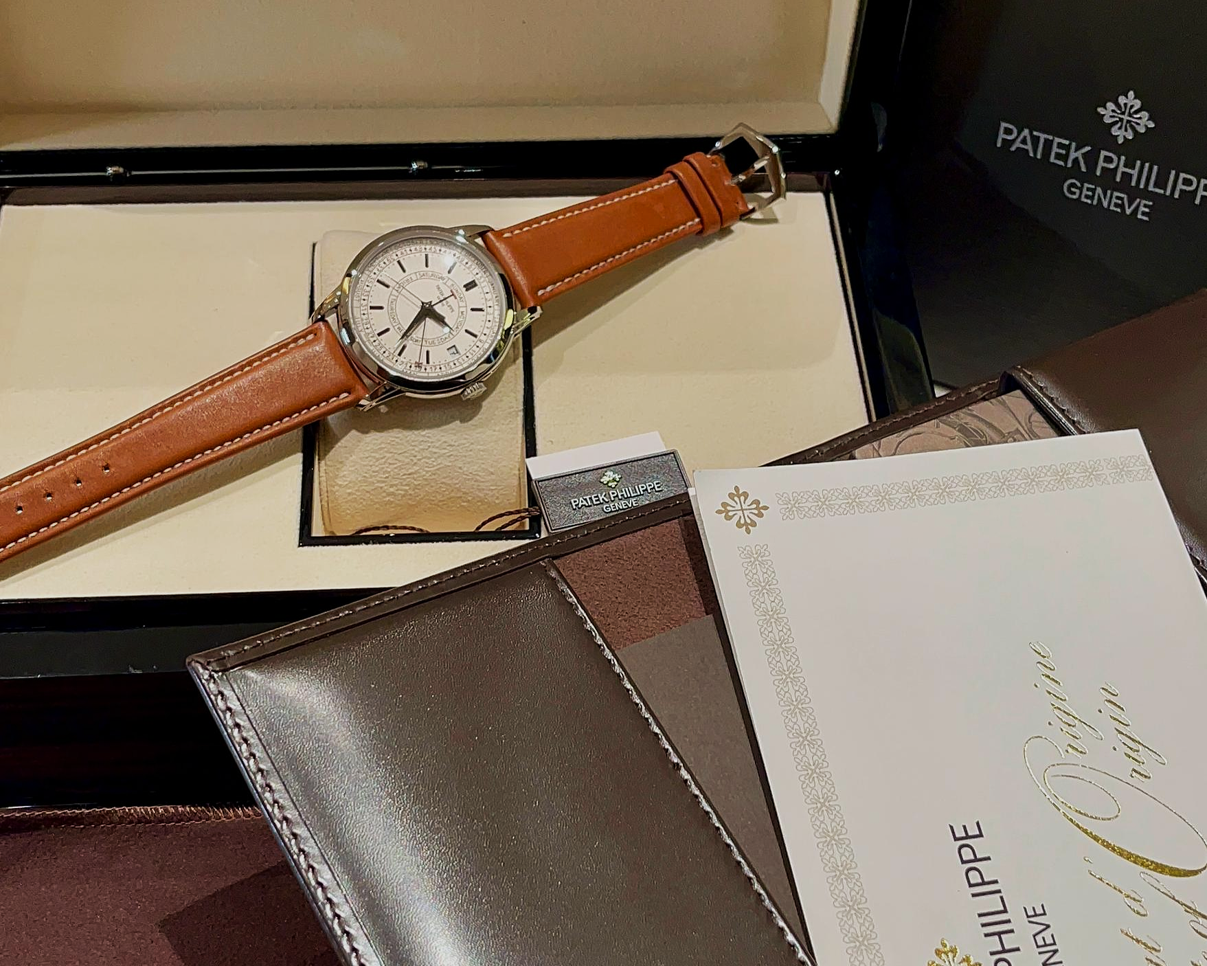 PATEK PHILIPPE 5212A - COMPLICATIONS - Swisphy